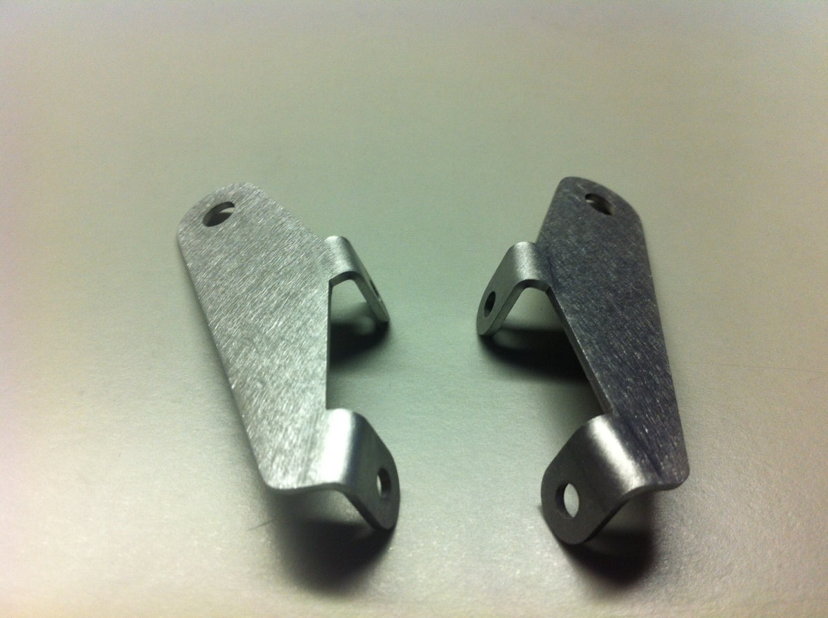 Oem Vd Front Wing Flap Pivot Bracket Right – VelocityHaus